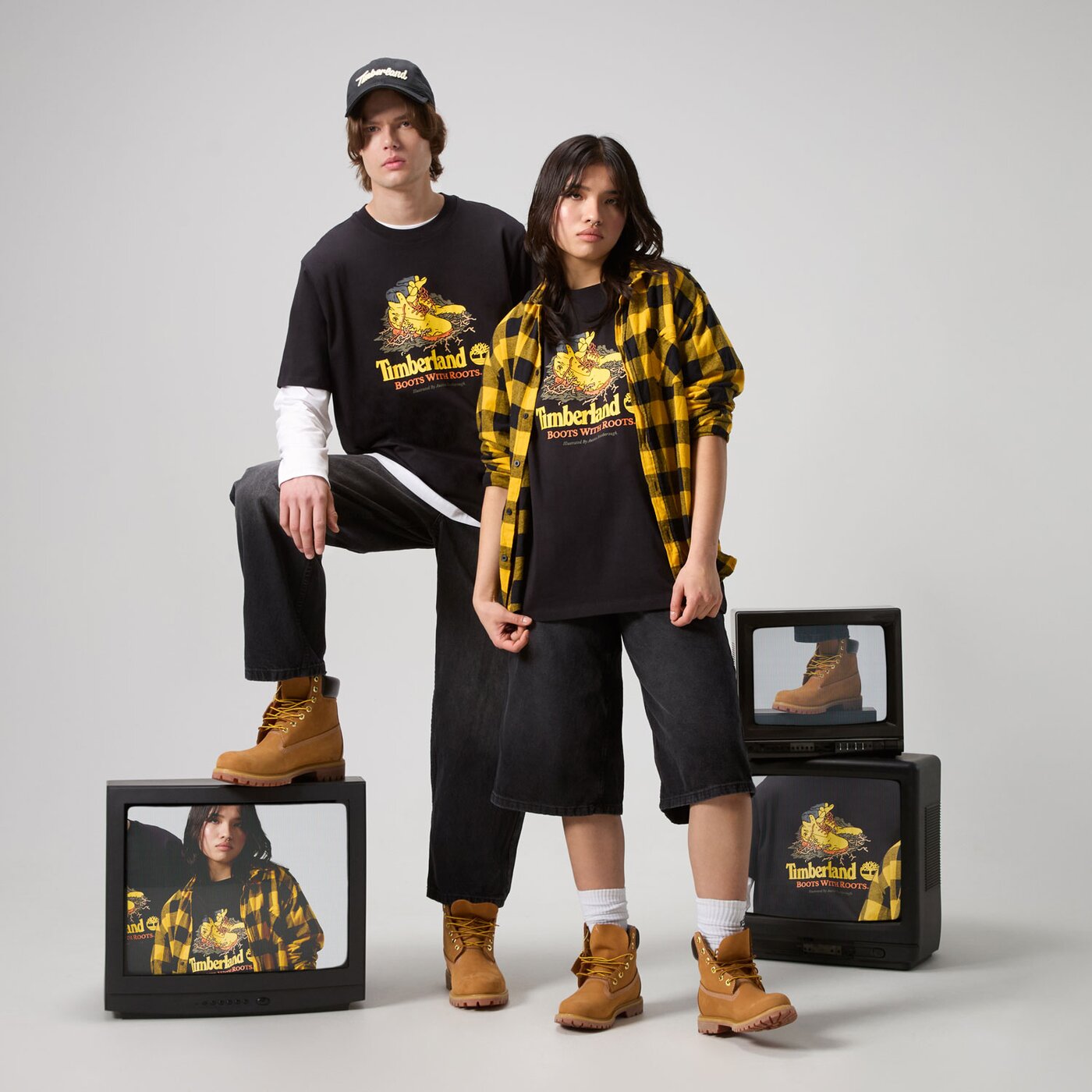 TIMBERLAND T-SHIRT FRONT BOOT GRAPHIC TEE TB0A6DJ10011 | kolor CZARNY | Mężczyźni | T-shirty ...